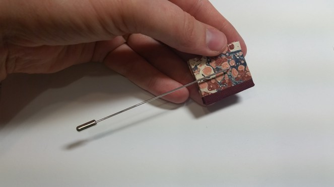Miniature books – Lapel pins – Arielle's Bindery